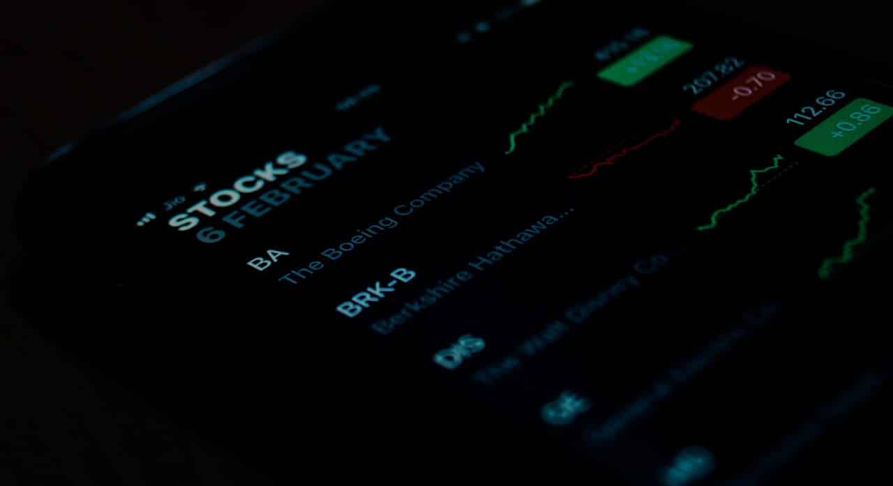 Apa itu Delisting, Listing, dan Relisting dalam Investasi? - Pintu Blog