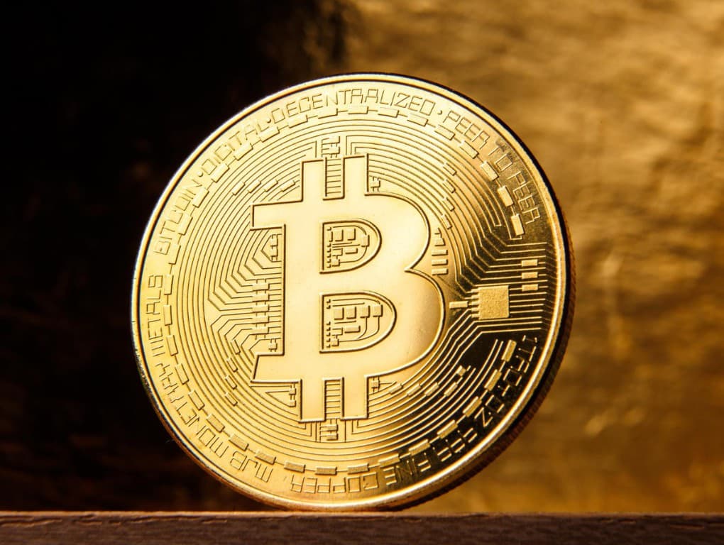 Harga Tertinggi Bitcoin Capai Rp1 Miliar di Tahun 2021, Ini Faktor ...